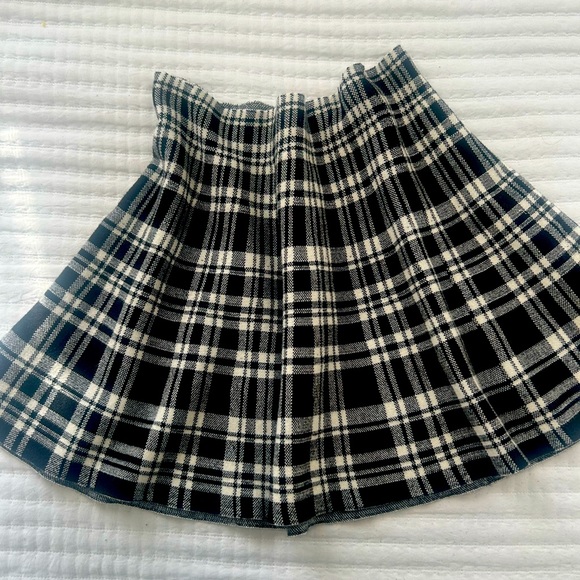Primark | Skirts | Knit Blackwhite Tartan Skirt | Poshmark